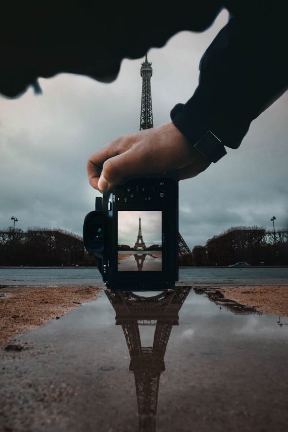 Forced Perspective Photography Ideas - Ehab Photography