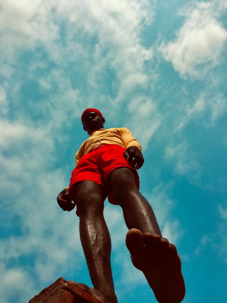 Forced Perspective Photography Ideas - Ehab Photography