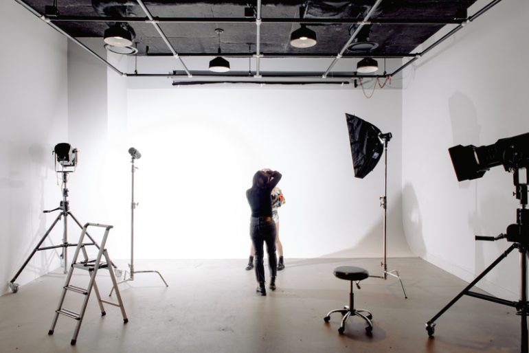 How to Setup a Professional Photography Studio