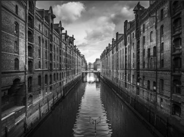 Mastering High Contrast Black and White Photography